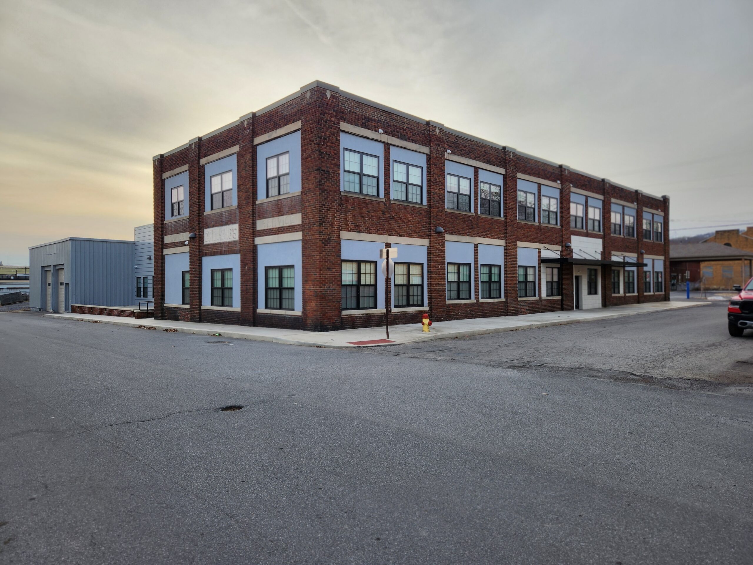 Family Shelter - Family Services, Inc.